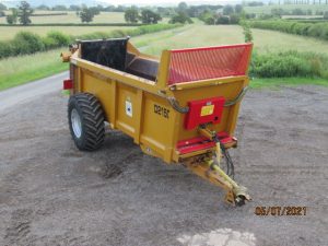 DUNG SPREADERS & SLURRY TANKERS – Agricultural Machinery Bought & Sold